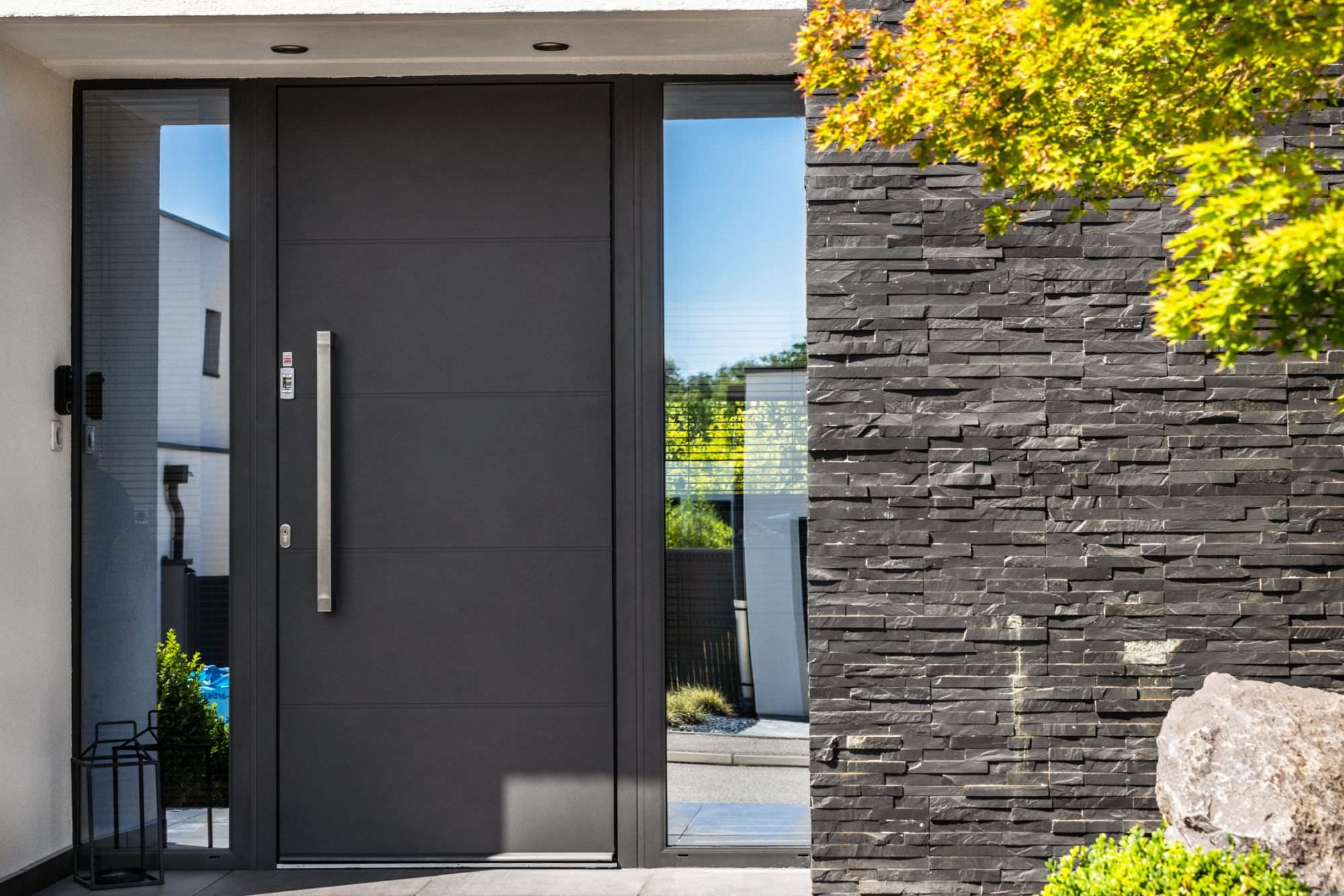 Porte d'entrée aluminium, design - Lorraine Moselle FBS Vérandas